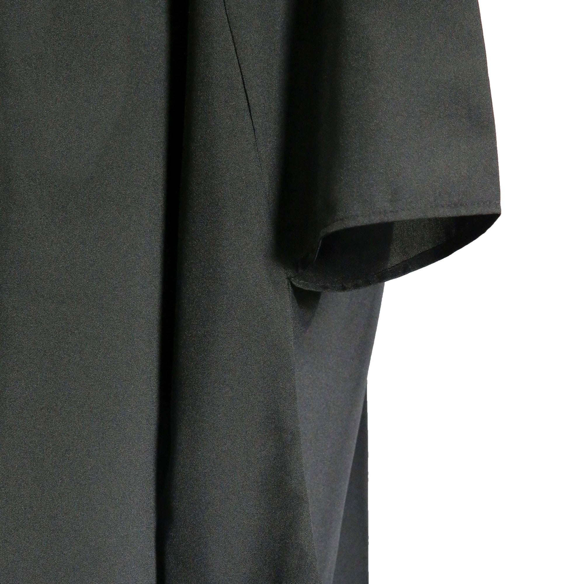 Classic Master Graduation Gown | University Gown | University Regalia ...
